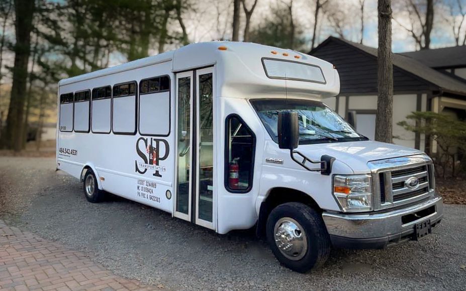 Home - Sip & Play Transportation